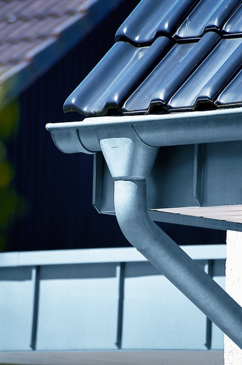 Montering af zinktagrender i Højby, Odense og på resten af Fyn